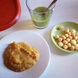 Vauvan eka ruokavuosi: imetys ja luomuruoka – Kemikaalicocktail